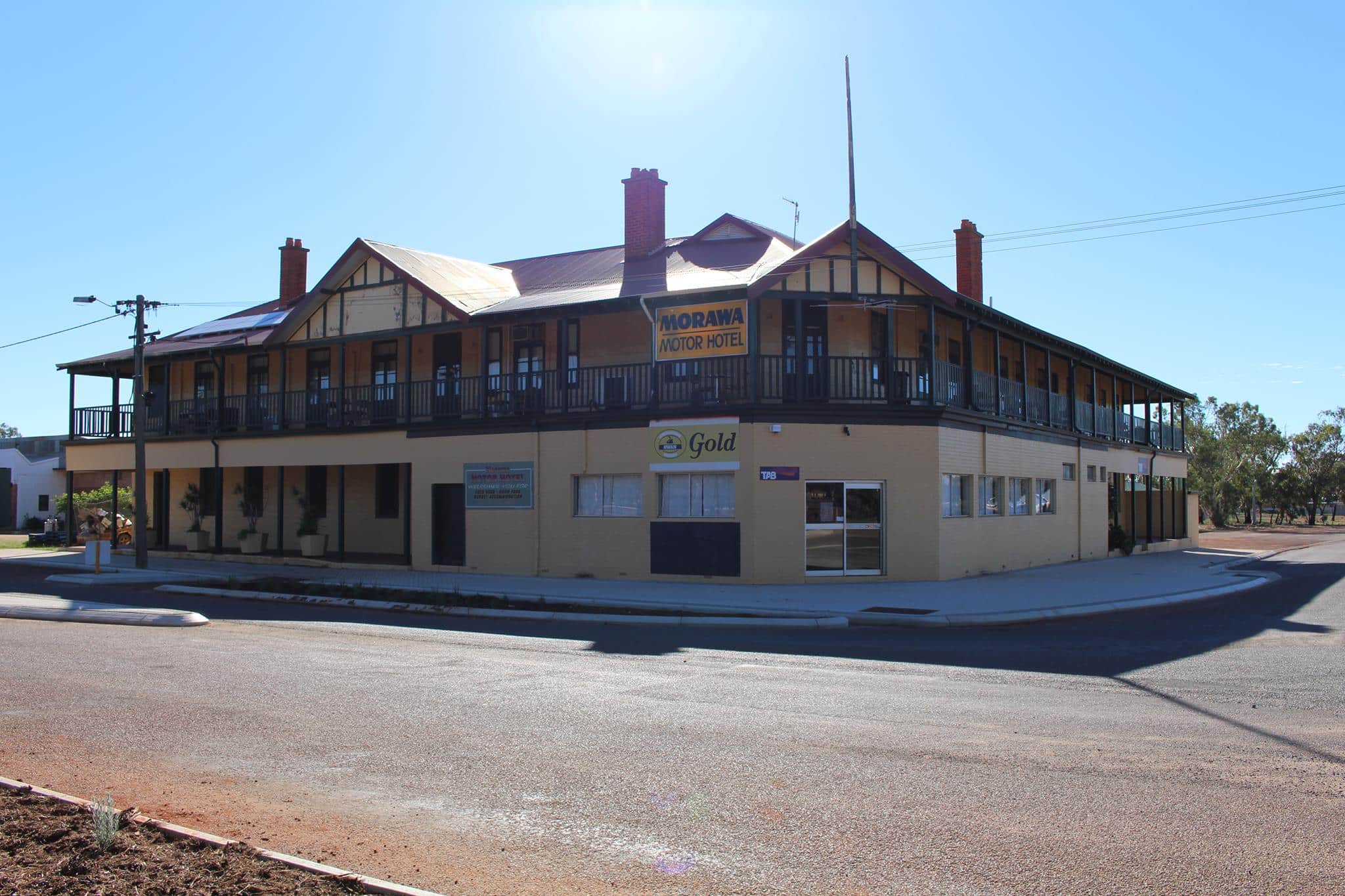 Morawa Hotel Motel, Morawa WA – Country Pub Camping