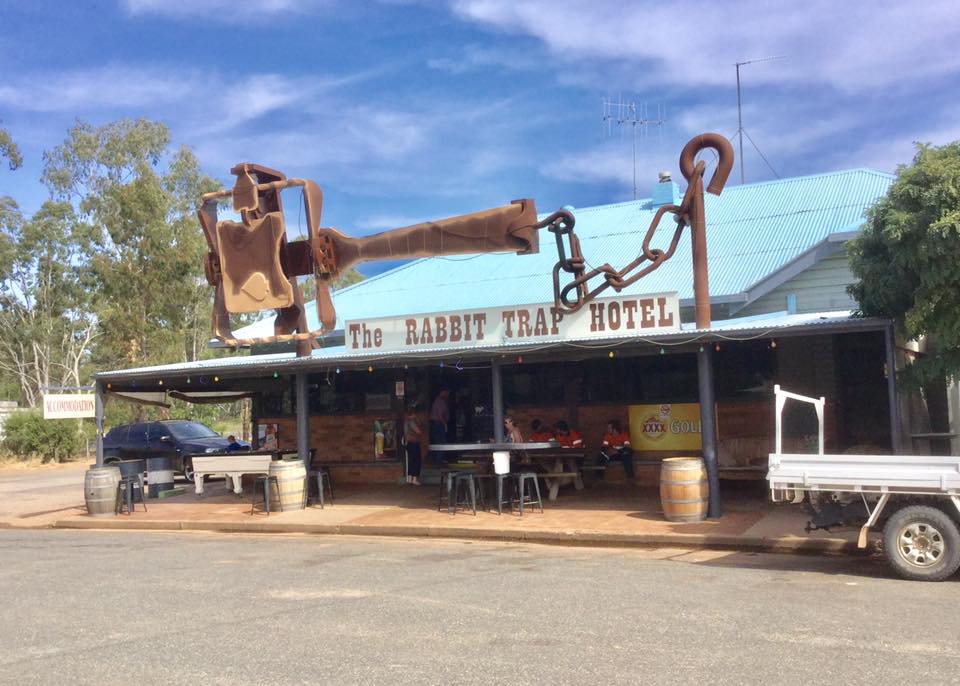 Rabbit Trap Hotel, Albert, NSW – Country Pub Camping
