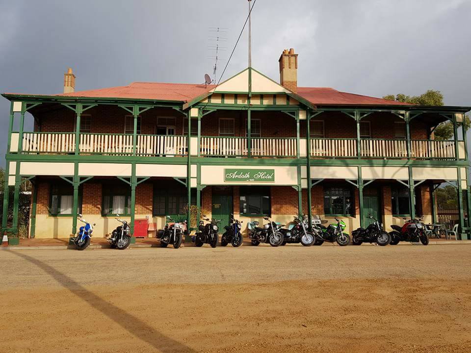 Ardath Hotel, Ardath, Western Australia – Country Pub Camping