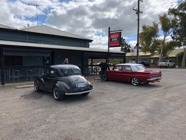 Arthurton Hotel, Arthurton, South Australia – Country Pub Camping