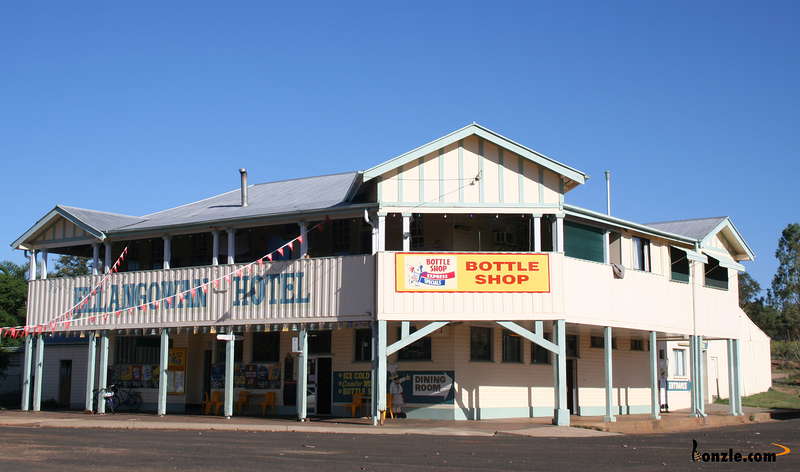 Ellangowan Hotel, Augathella, QLD – Country Pub Camping