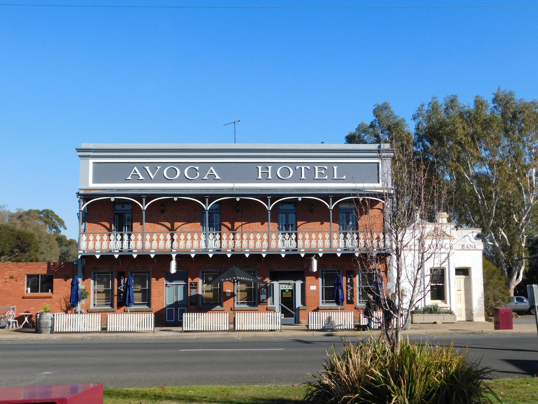 The Avoca Hotel, Avoca VIC – Country Pub Camping