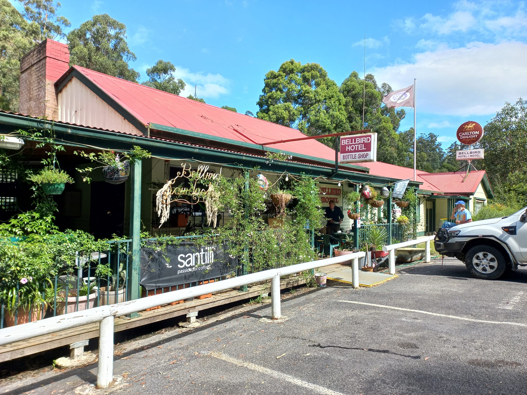Bellbird Hotel, Bellbird Creek VIC – Country Pub Camping