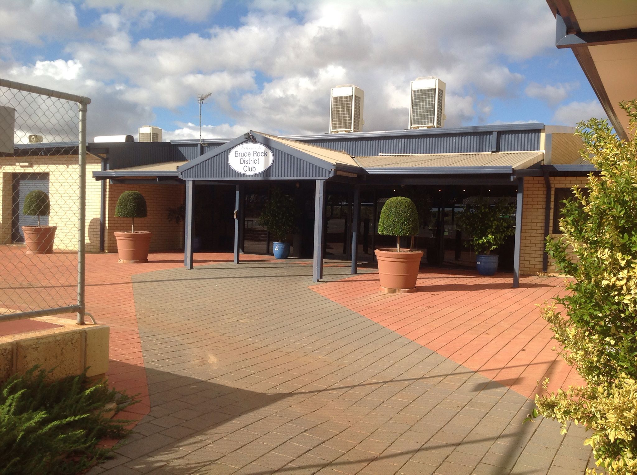 Bruce Rock District Club, Bruce Rock Hotel, Bruce Rock, WA – Country ...