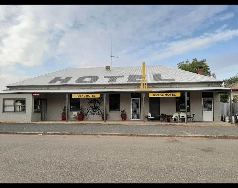 Royal Hotel Caragabal, NSW – Country Pub Camping