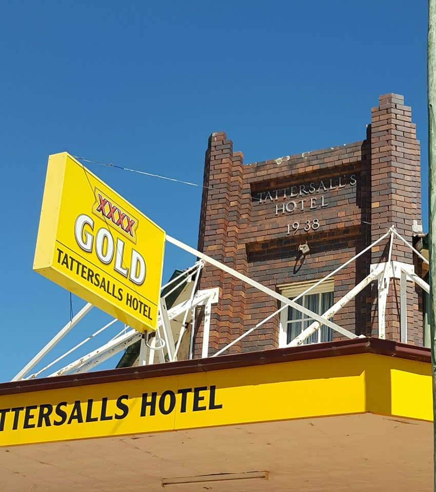 Tattersalls Hotel-Motel, Collarenebri NSW – Country Pub Camping