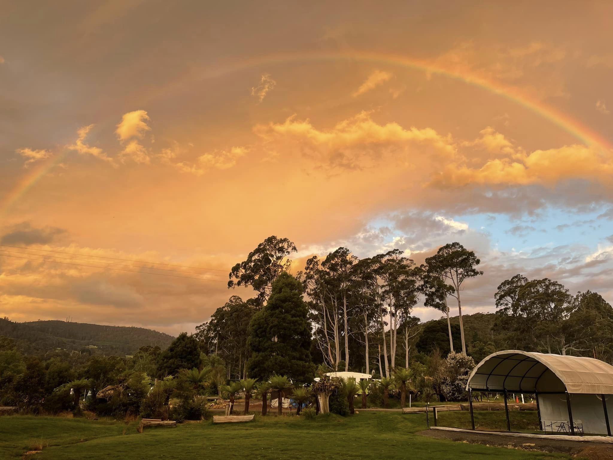 Left Of Field Camping Gardens, National Park, Tasmania – Country Pub ...