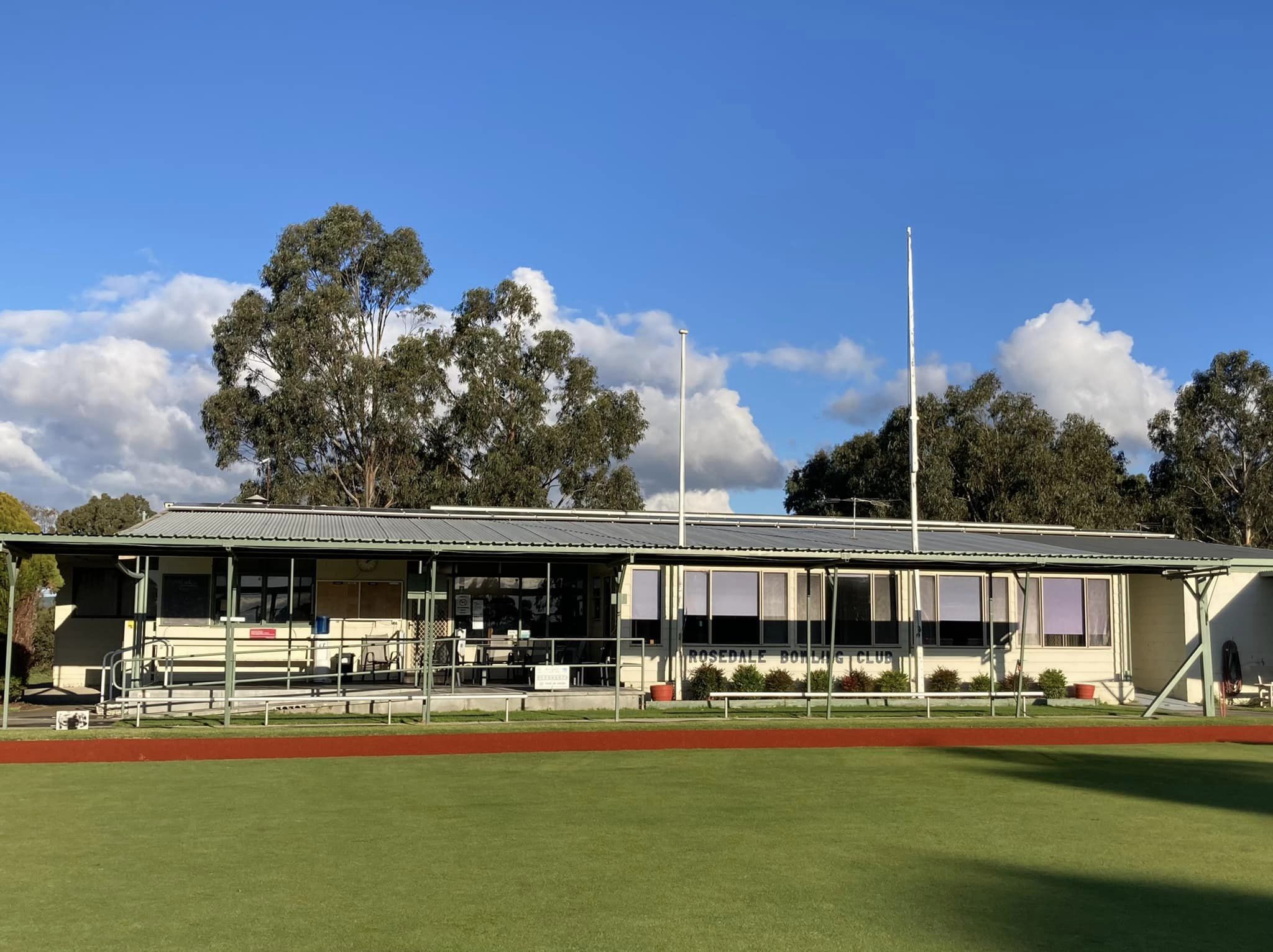 Rosedale Bowling Club, Rosedale Victoria – Country Pub Camping