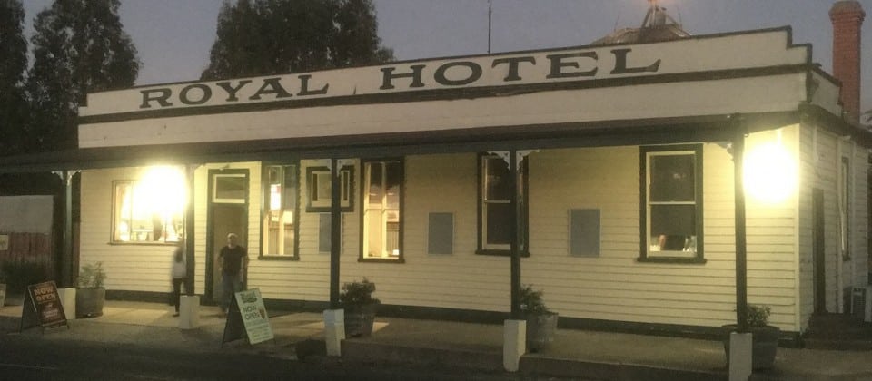 Snake Valley The Royal Hotel, Snake Valley, Victoria – Country Pub Camping
