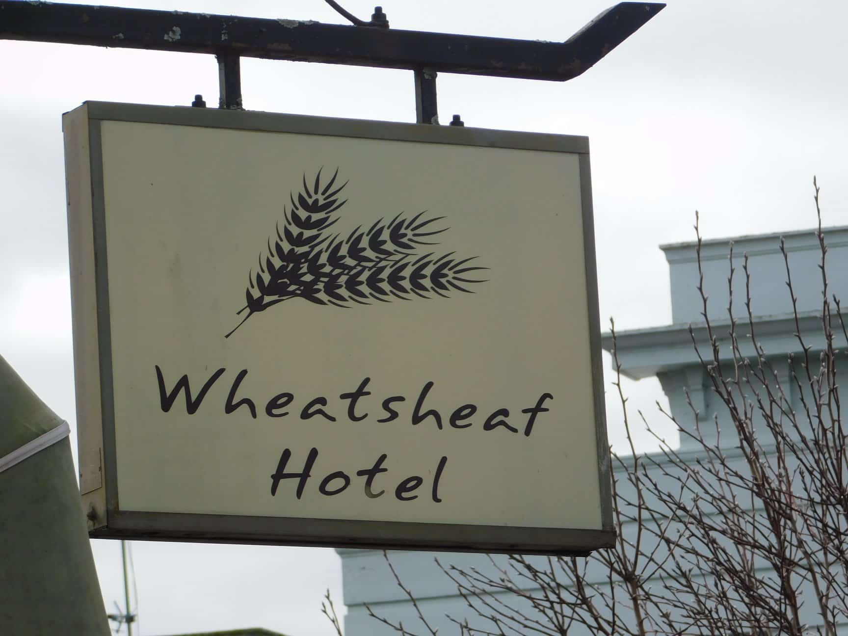 Wheatsheaf Hotel, High Street, Terang, VIC – Country Pub Camping