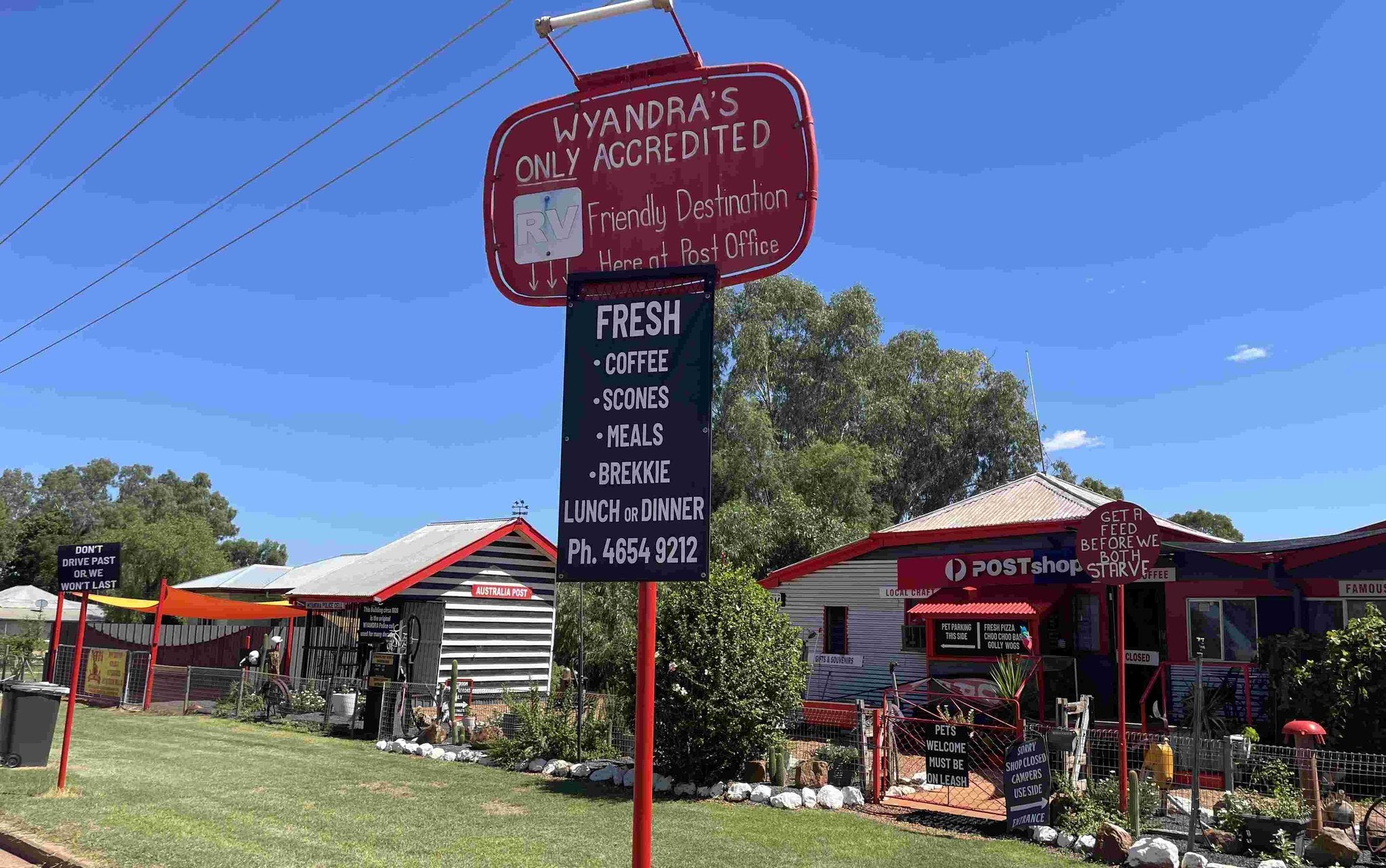 Wyandra Post Office, General Store, Patos Bar and Cafe, Wyandra Qld ...