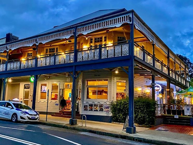 Federal Hotel, Bellingen NSW – Country Pub Camping