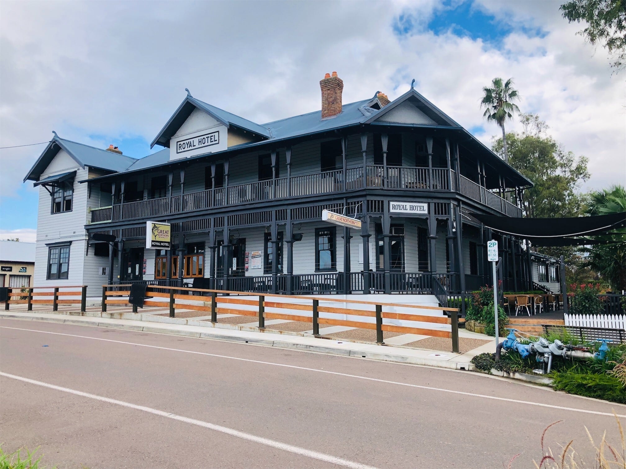 Royal Hotel, Denman, NSW – Country Pub Camping
