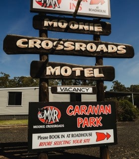 Moonie Crossroads Hotel, Moonie, Qld – Country Pub Camping
