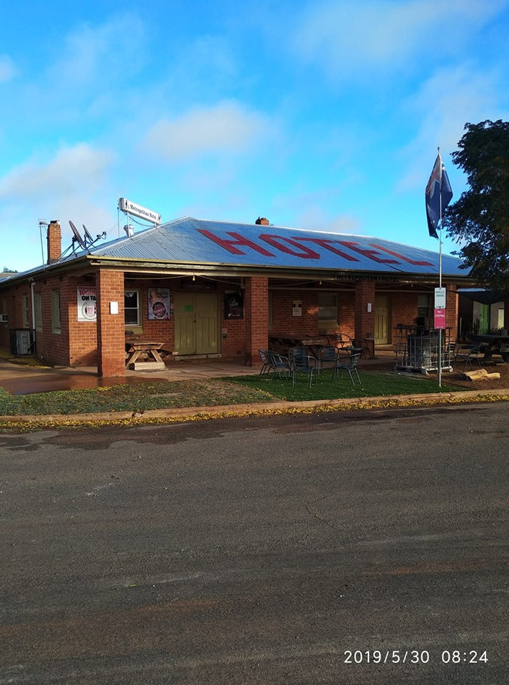 Nymagee Hotel, Nymagee NSW – Country Pub Camping