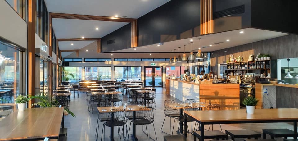 Parkside Bar & Kitchen, St Helens Tasmania – Country Pub Camping