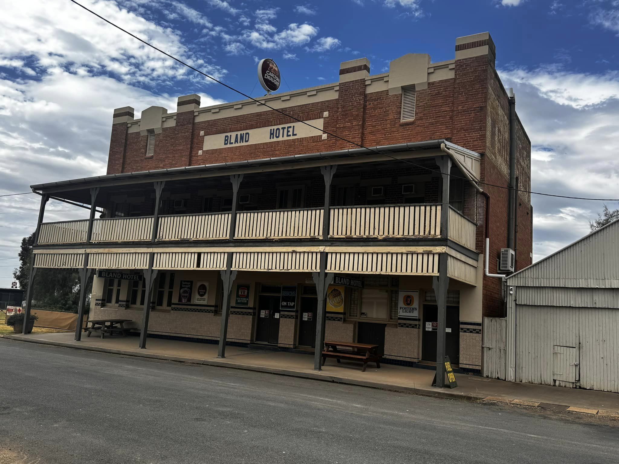 Bland Hotel, Quandialla, NSW – Country Pub Camping